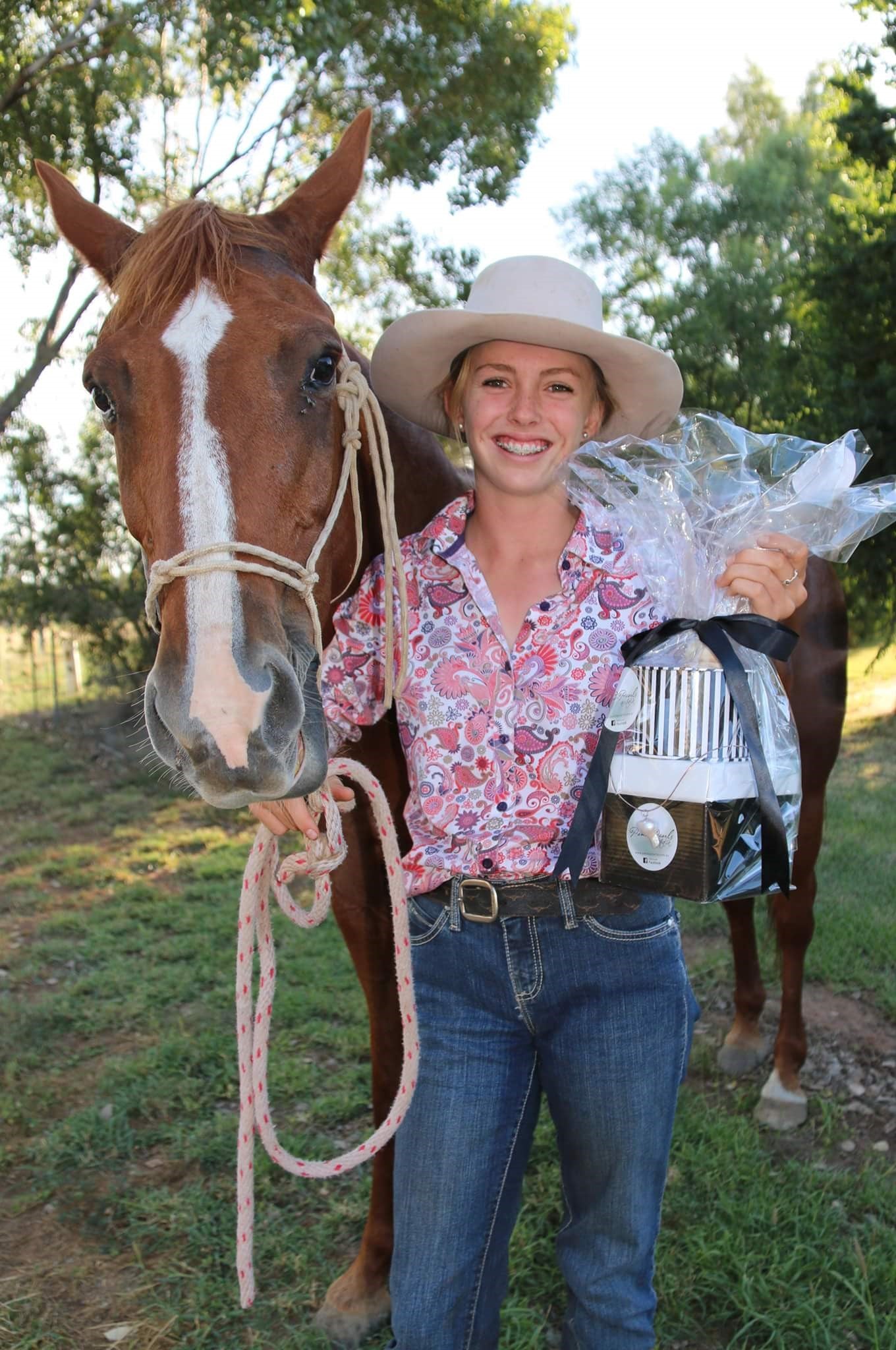 Hamper PandaPearls #2 Luxury – great for Charity and Fundraisers ...